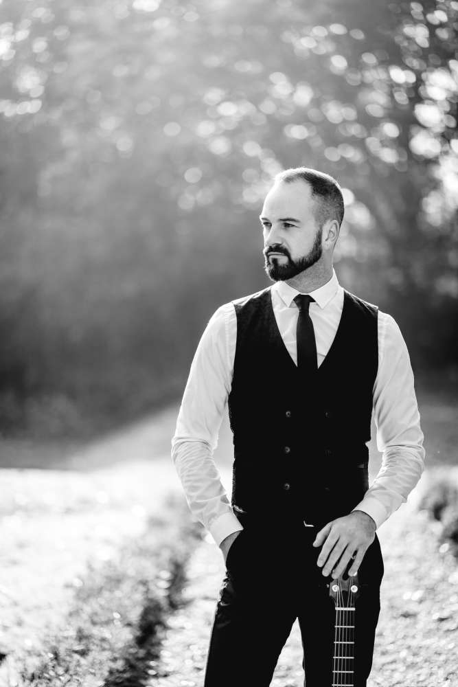 Phil Michaels | Function Central | Guitarist Manchester | Function Central