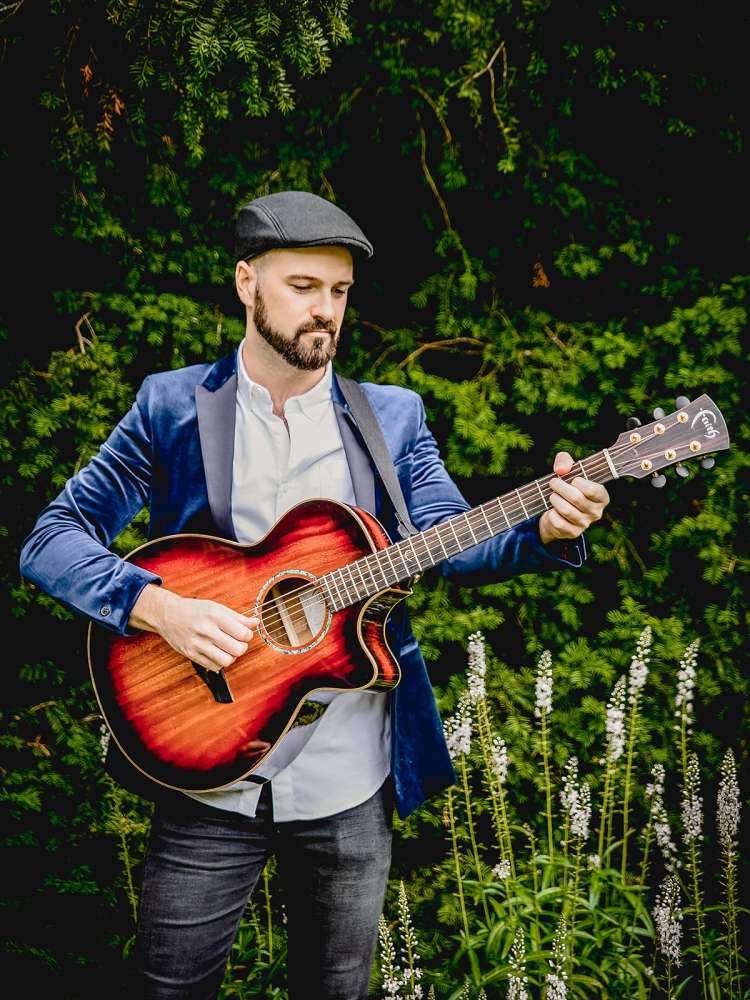 Phil Michaels | Function Central | Guitarist Manchester | Function Central