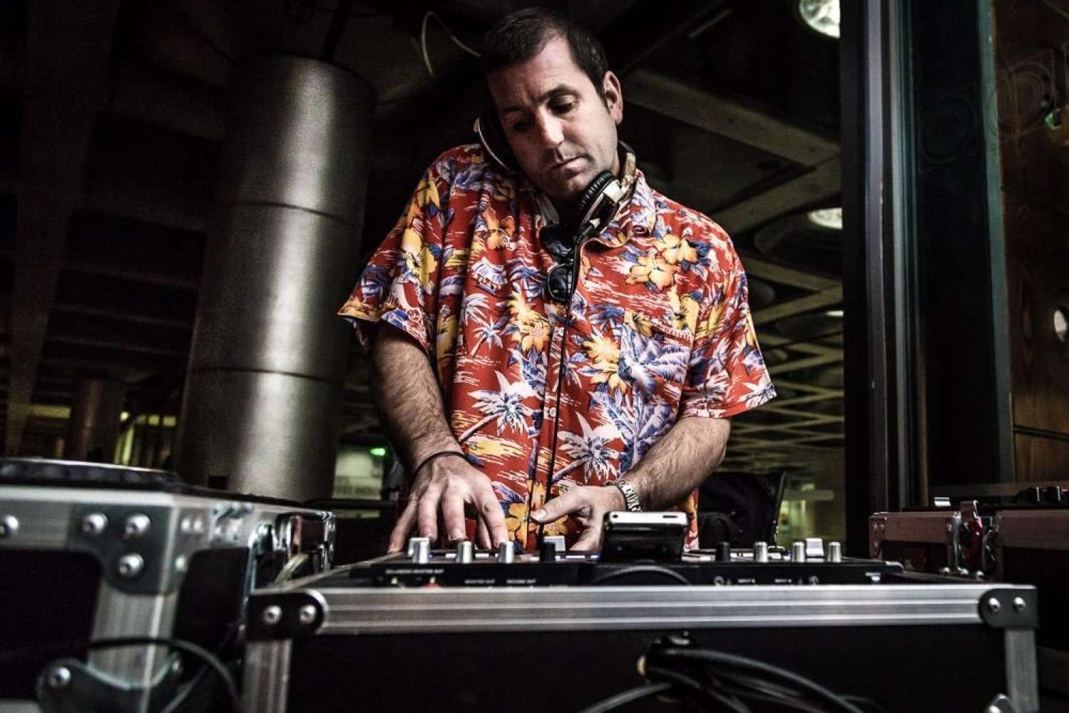 DJ Dean C John | Function Central | Wedding & Party DJ London ...