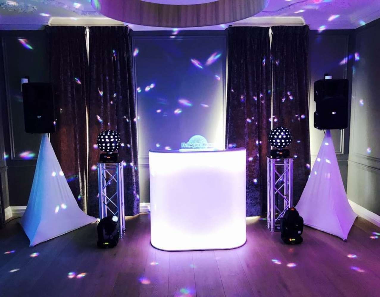DJ Lewis | Function Central | Party & Wedding DJ Surrey | Function Central