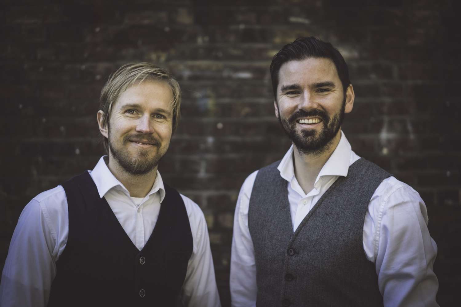 The Wandering Lights | Function Central | Wedding, Party & Roaming Band ...