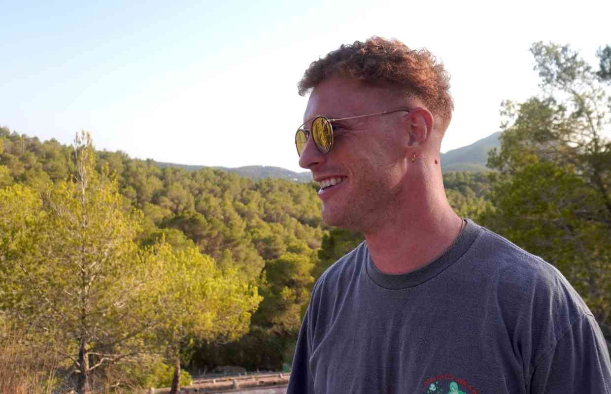 Party DJs for Hire | Wedding DJs | Function Central