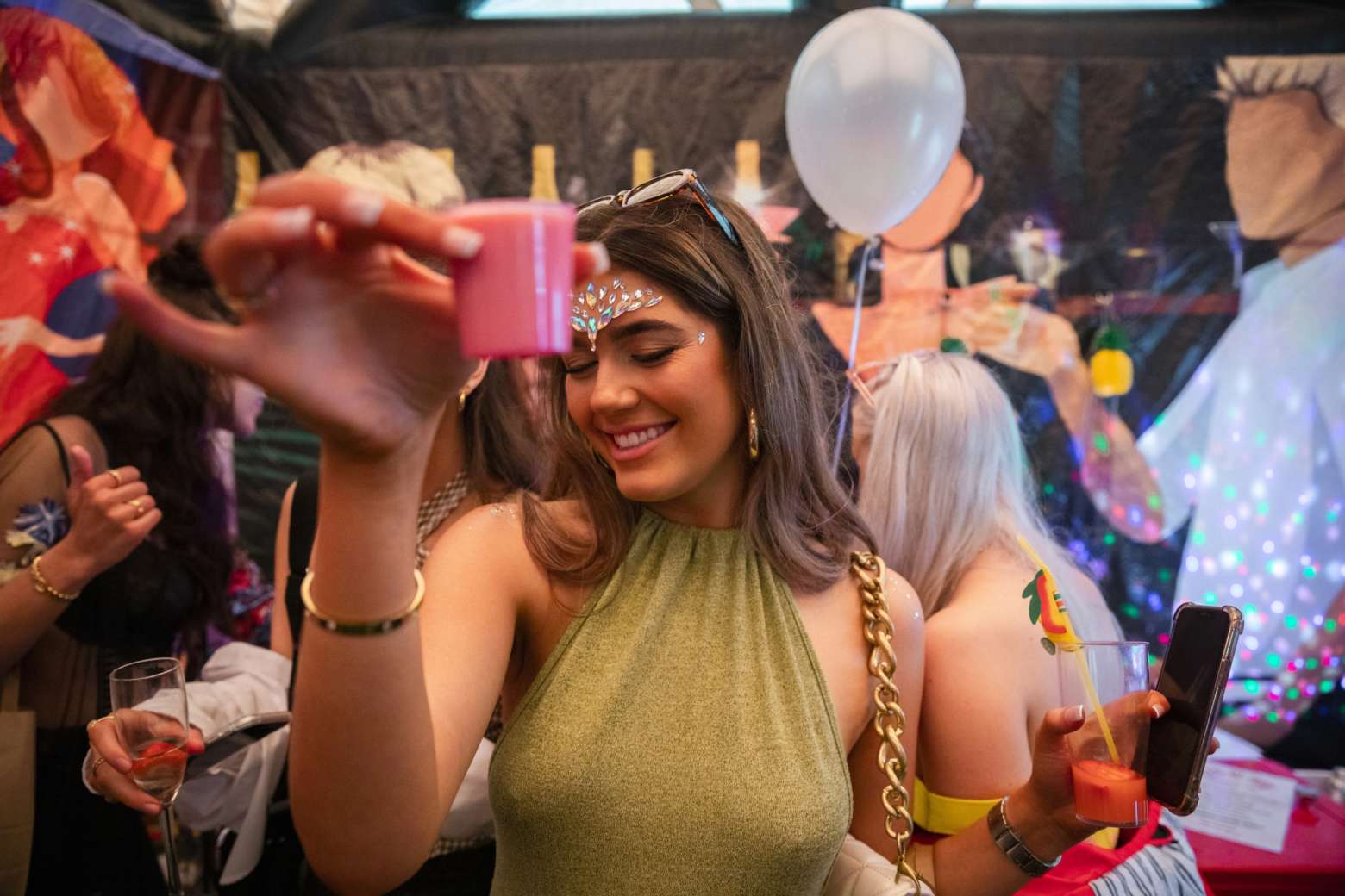 5 Steps to Throwing a Fabulous Festival Themed Party in Your Garden (or ...